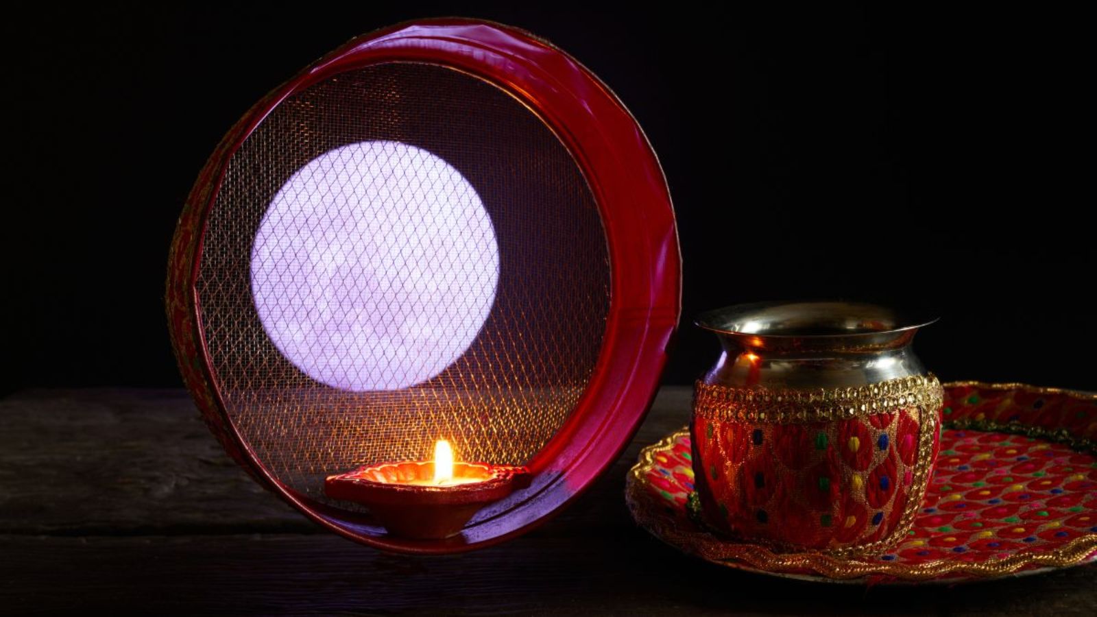 How To Do Karwa Chauth Fasting? The Right Way According to Ayurveda