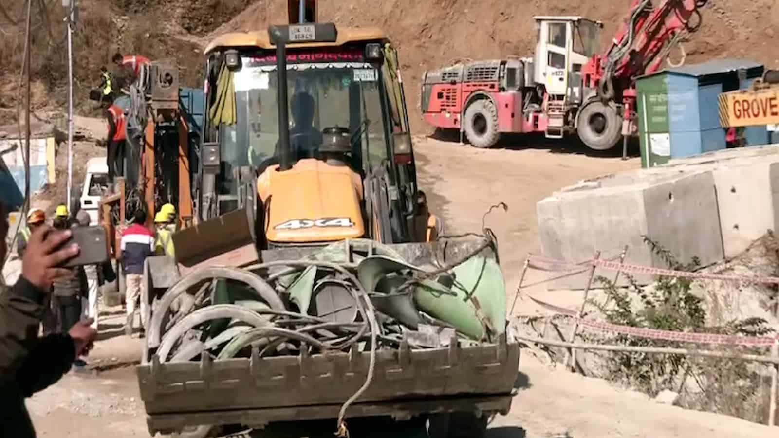 Magna rod cutter machine deployed to speed up Uttarakhand tunnel rescue ...